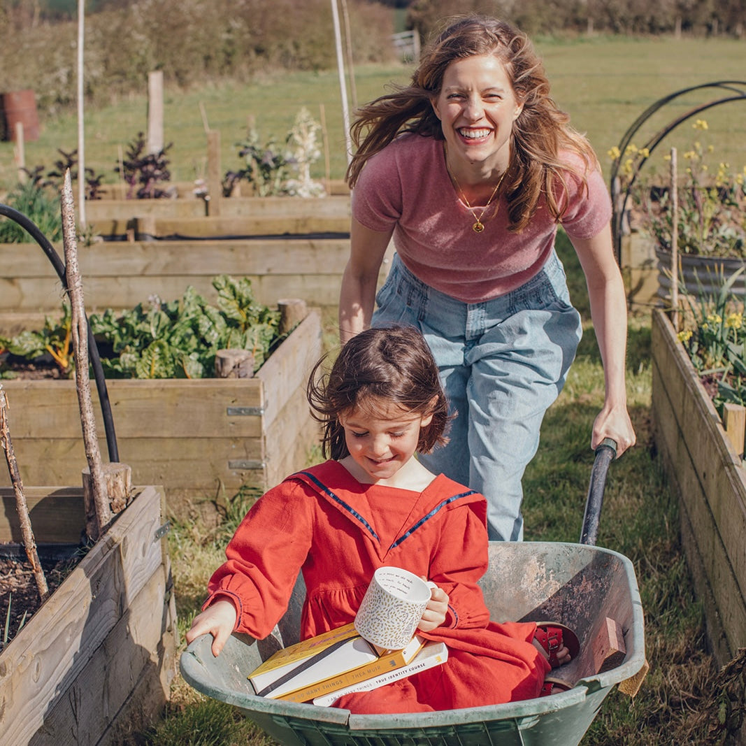 FUN RESOURCES FOR YOUR CHILDREN – I Am So Many Things